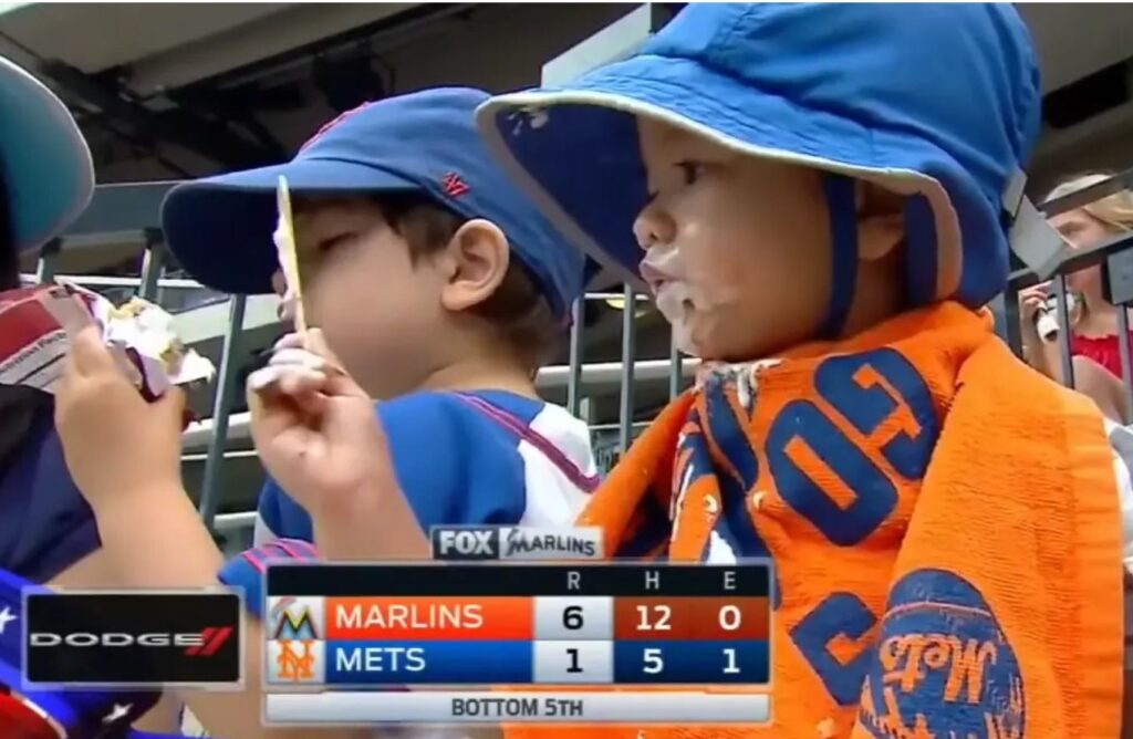 Video: Young Mets Fans Enjoy Sweets at Ballpark - Mets History