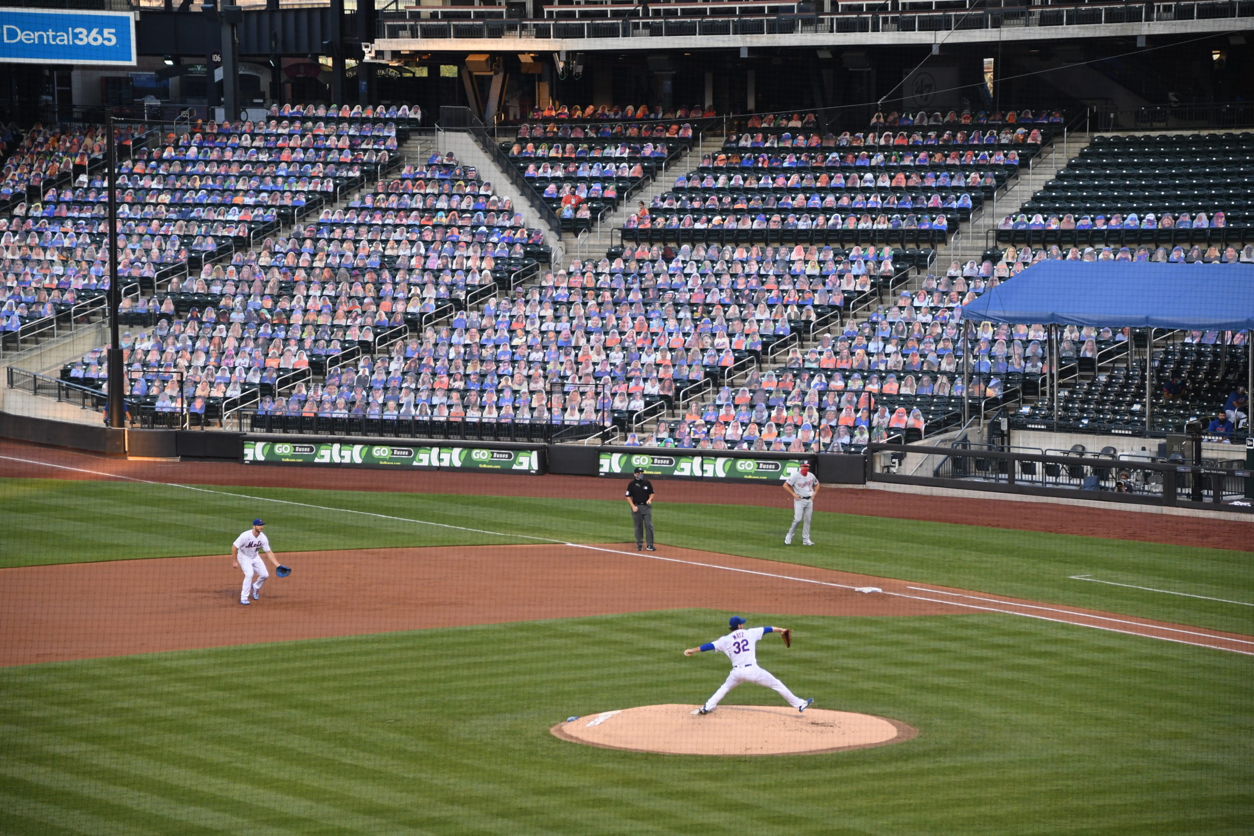 Fan Cardboard Cutouts in 2020 - Mets History